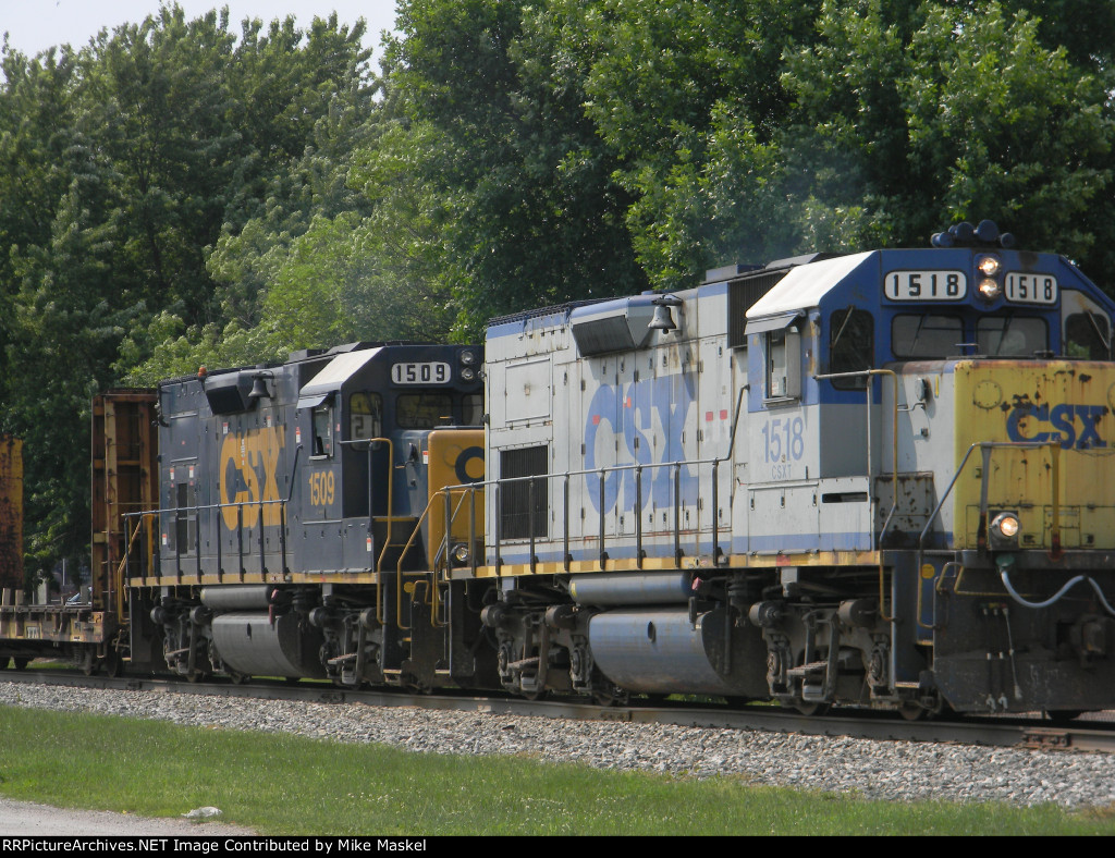 CSX 1518